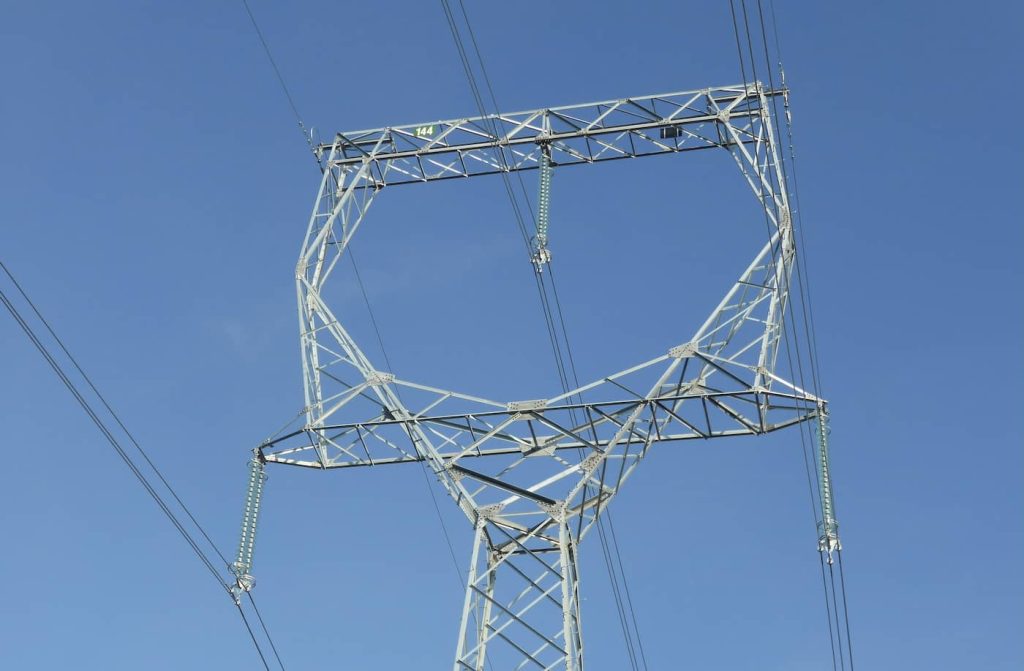 ČEPS uvedla do provozu vedení V497 poškozené tornádem - oEnergetice.cz