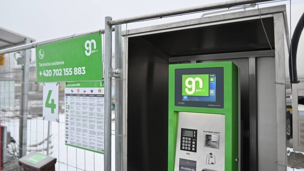 GasNet otevřel čtvrtou LNG stanici, první v jižních Čechách